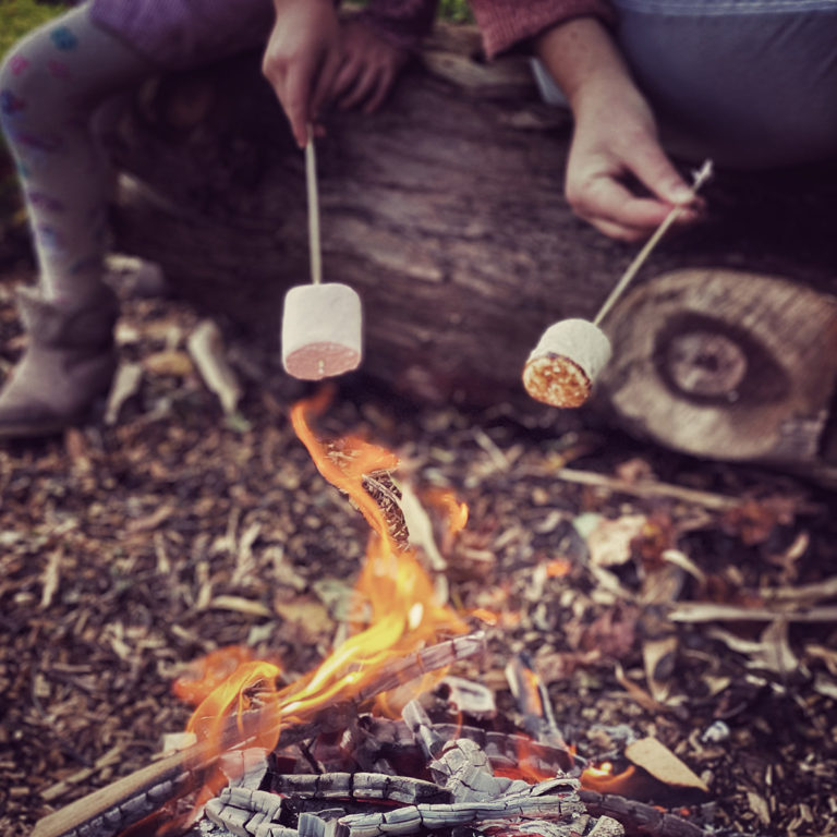 Luxury Campfire Hot Chocolate Gift Box – All Around The Fire